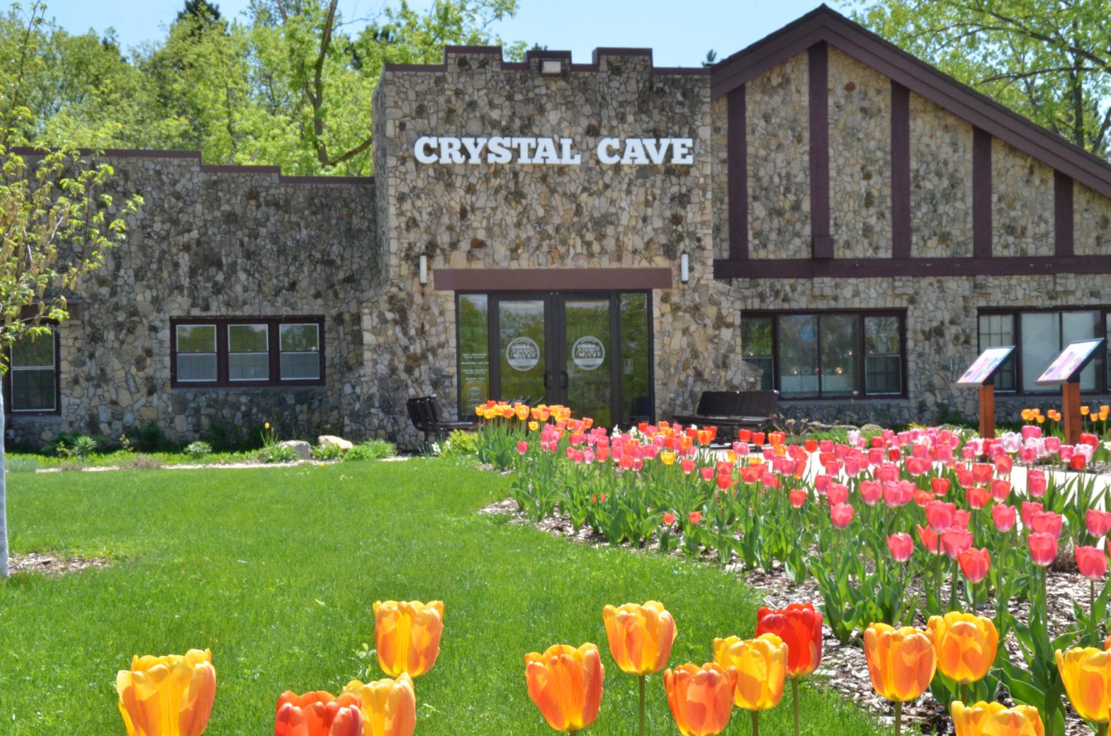 Plan Your Visit – Crystal Cave